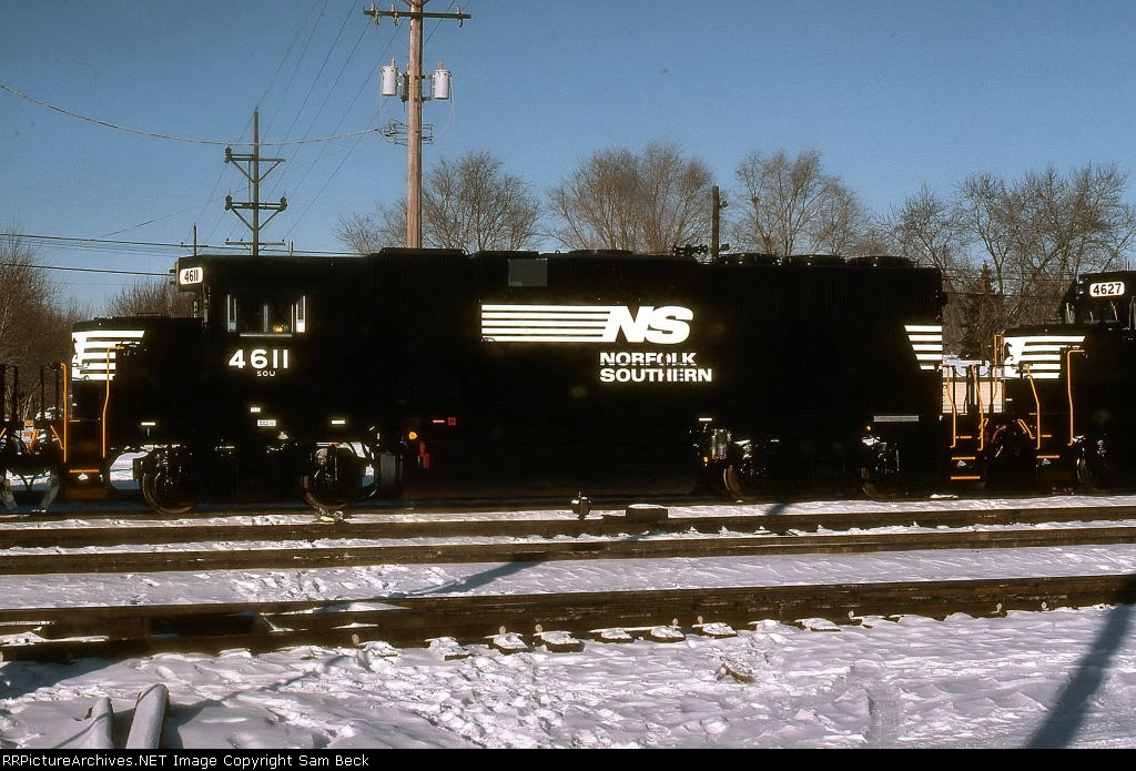 NS 4611--New GP59